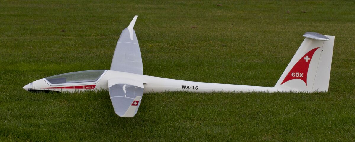 ASW22 BLe GFK, elektro-motorisierter Voll-GfK Segelflieger - Göx